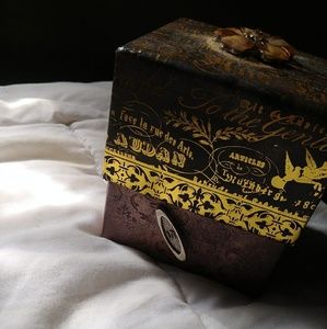 Punch Studio | Other | A Musical Box With Soap | Poshmark